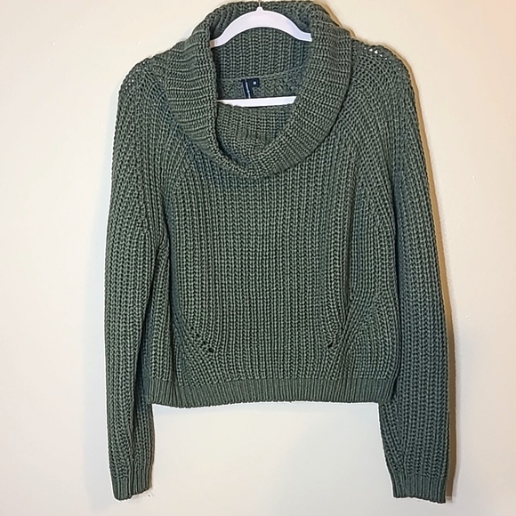 moon & madison | Sweaters | Moon Madison Sweater | Poshmark